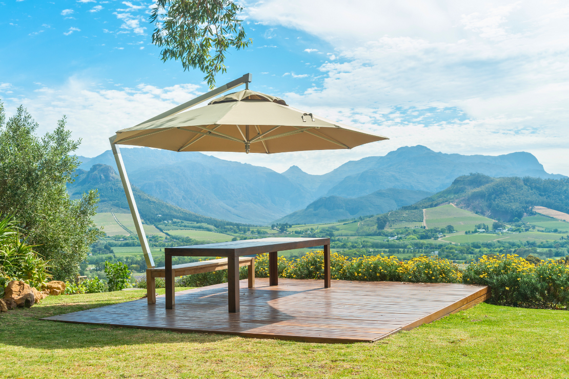 Atlantic Cantilever – Cape Umbrellas SA